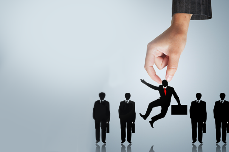 How to Choose a Real Estate Agent | Ultimate Checklist